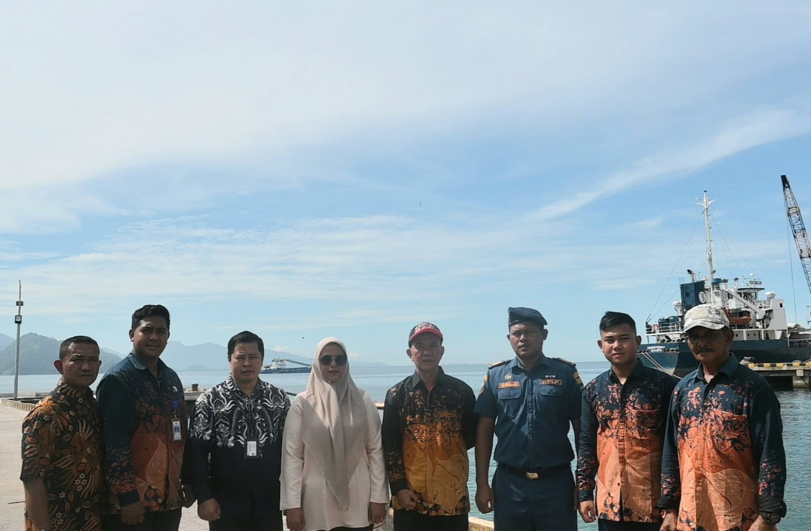 Kantor Unit Penyelenggara Pelabuhan Kelas III Tapaktuan Memperingati Hari Pelaut Sedunia Tahun ...